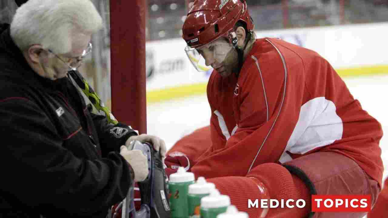 How did Wally Tatomir die? Hurricane's equipment manager cause of death